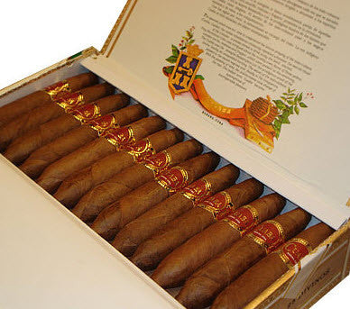 Cuaba Divinos (Single Cigar ) - www.cigarsindia.in