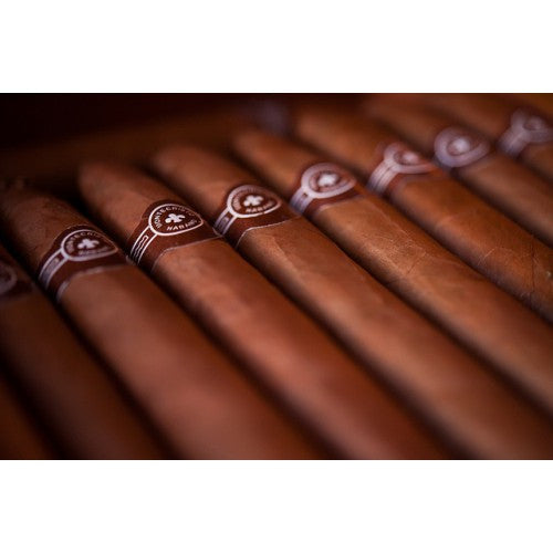 MONTECRISTO NO. 2 (Single Cigar) Rated No 1 Cigar of the Year 2013 ...